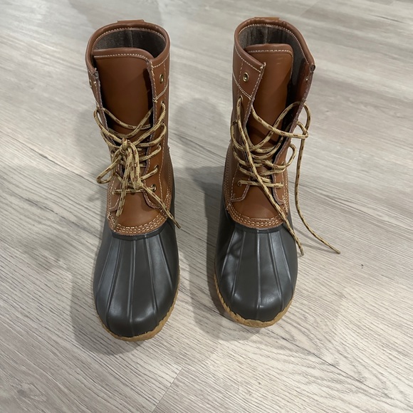 Khombu | Shoes | Khombu Letty Duck Boots | Poshmark